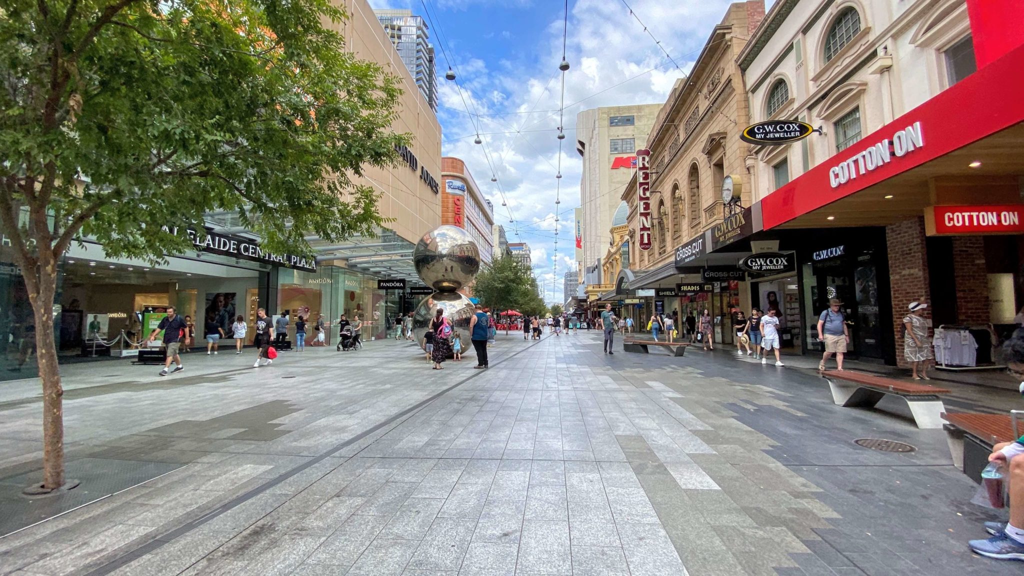 Cost of Living in Adelaide in 2022 - Individual, Couple, Family ...